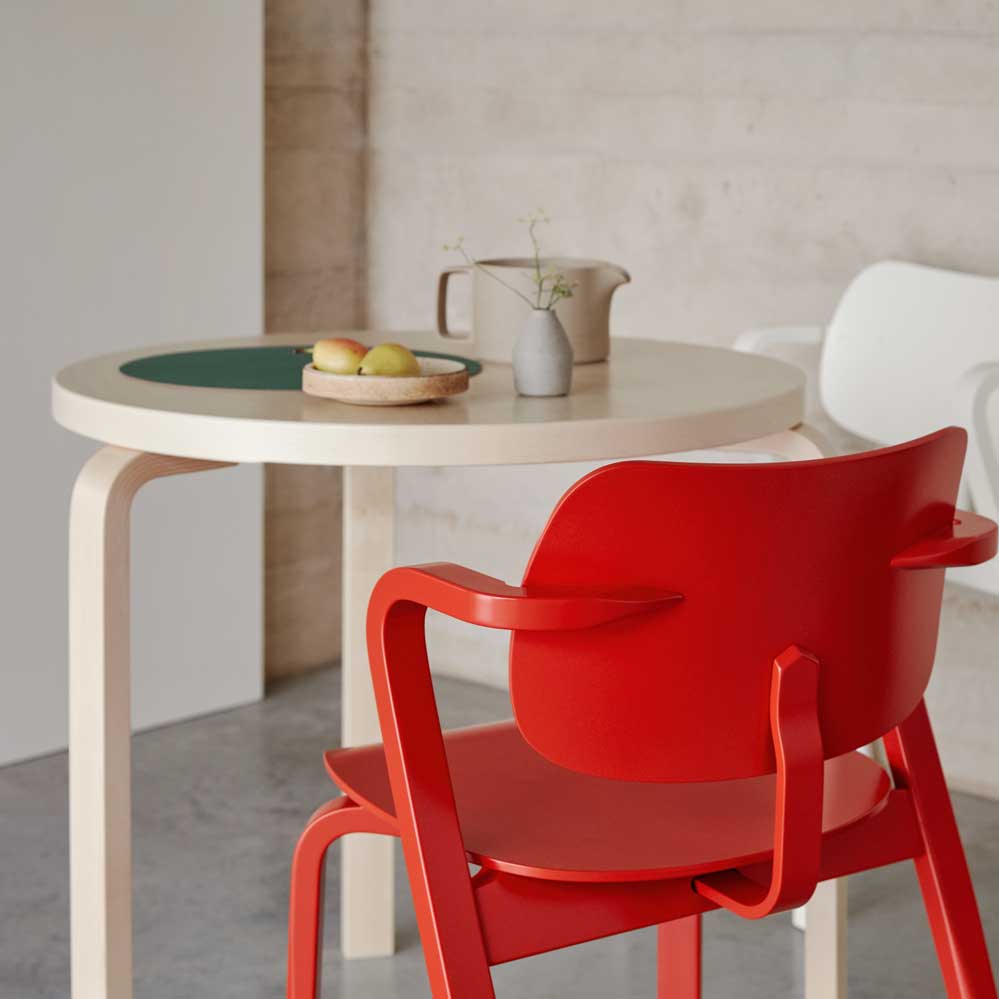 Runder Aalto Tisch 90B mit 75 cm Durchmesser von Alvar Aalto I Artek | Markanto