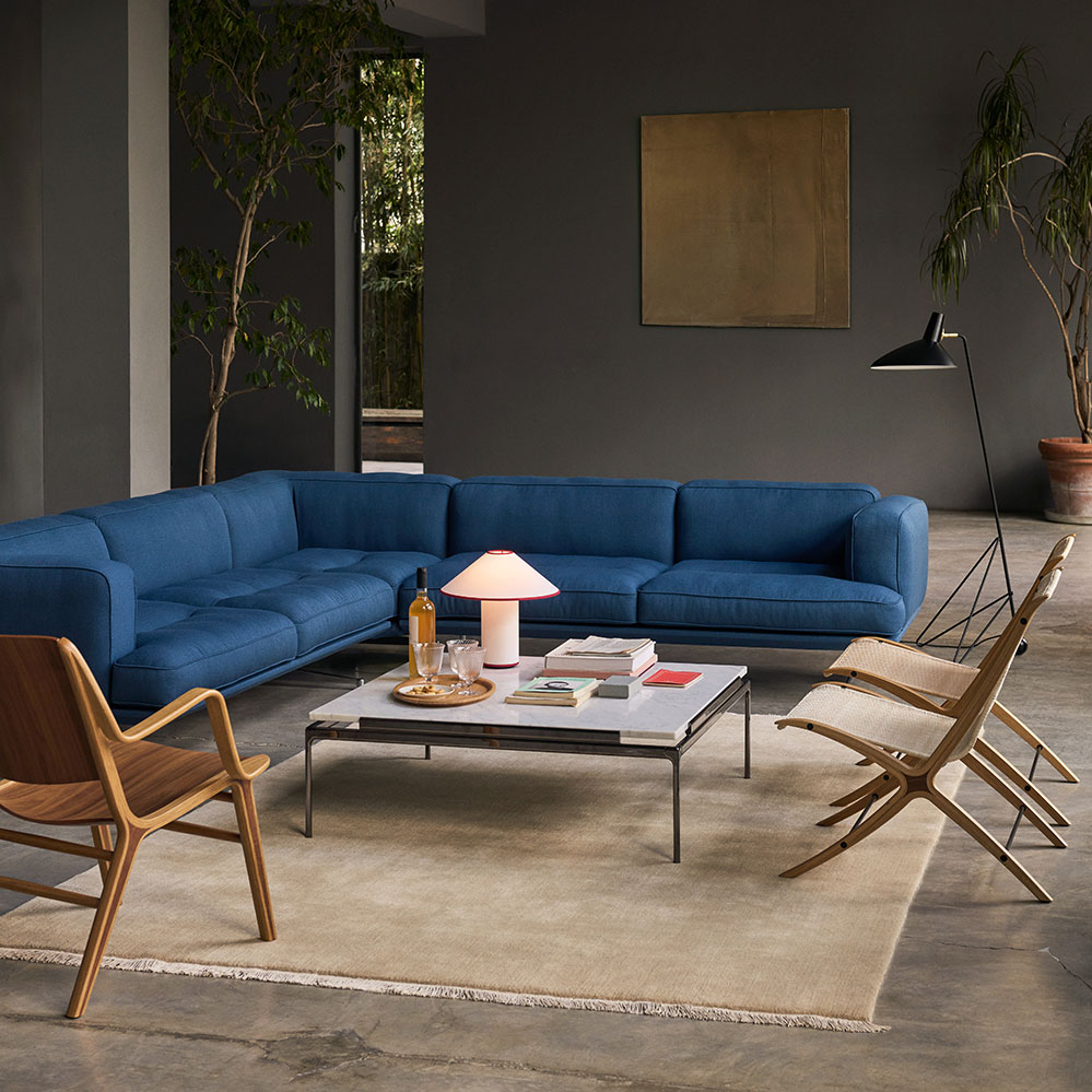 Inland Sofa AV22 von Anderssen & Voll I andtradition | Markanto